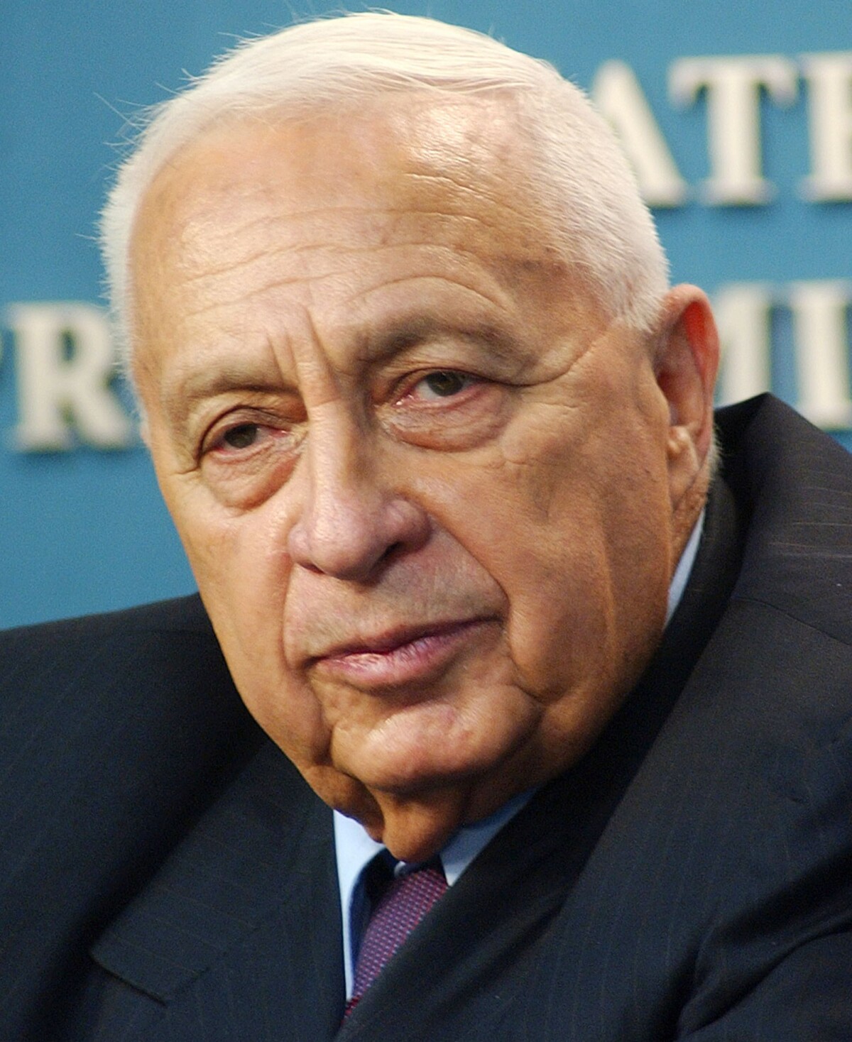 Photo : Ariel Sharon à Jérusalem le 22 décembre 2004. - Purepeople