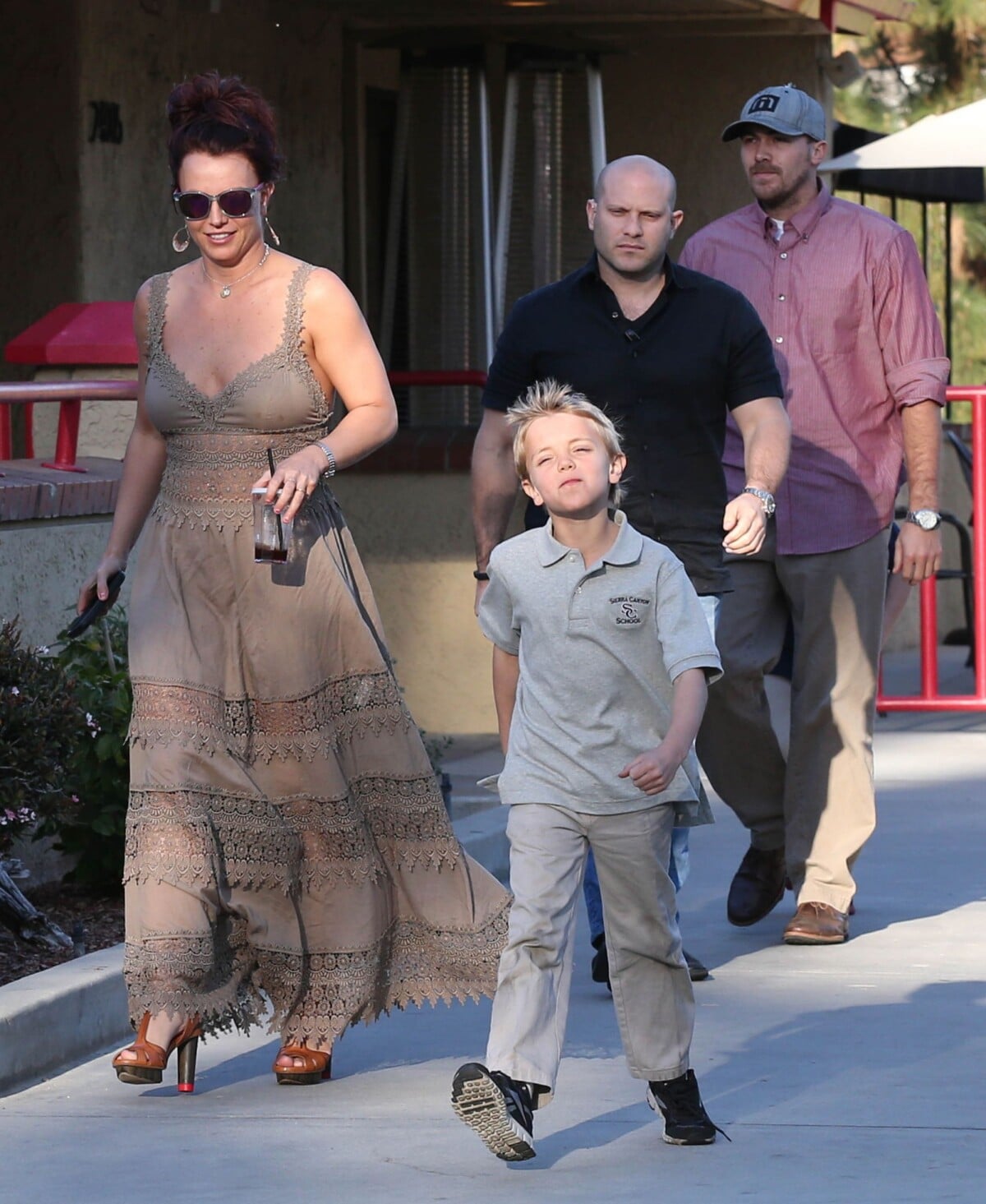 Photo : Britney Spears est allée déjeuner avec ses enfants Jayden et ...