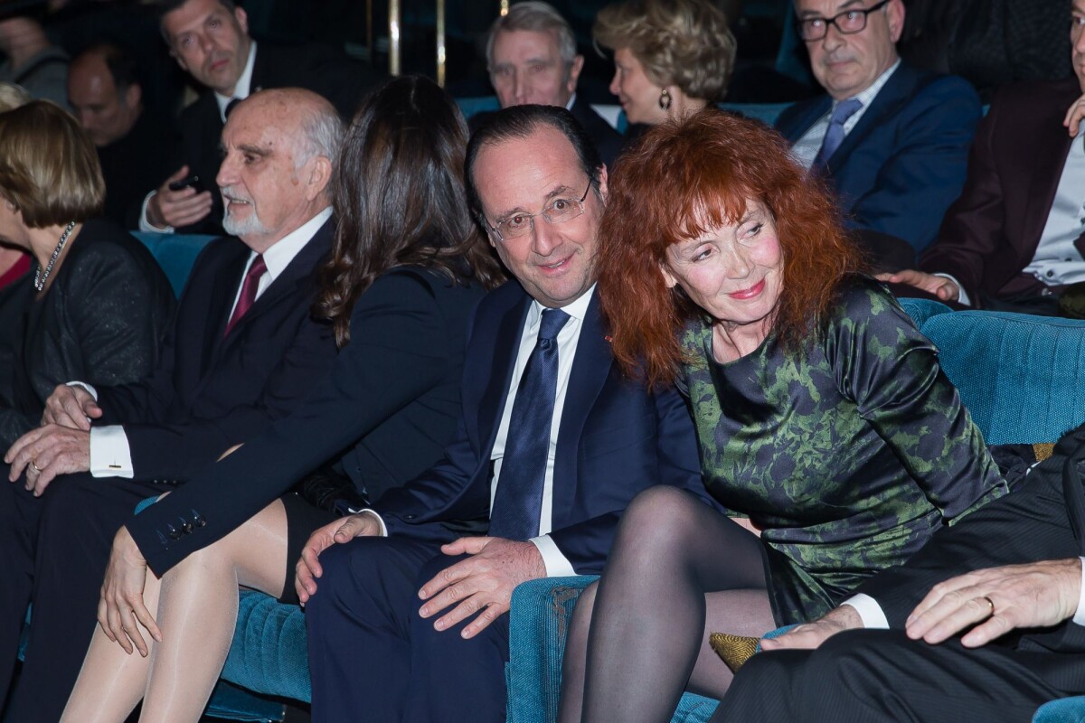 Photo : François Hollande, Sabine Azéma lors de l'hommage à Alain ...