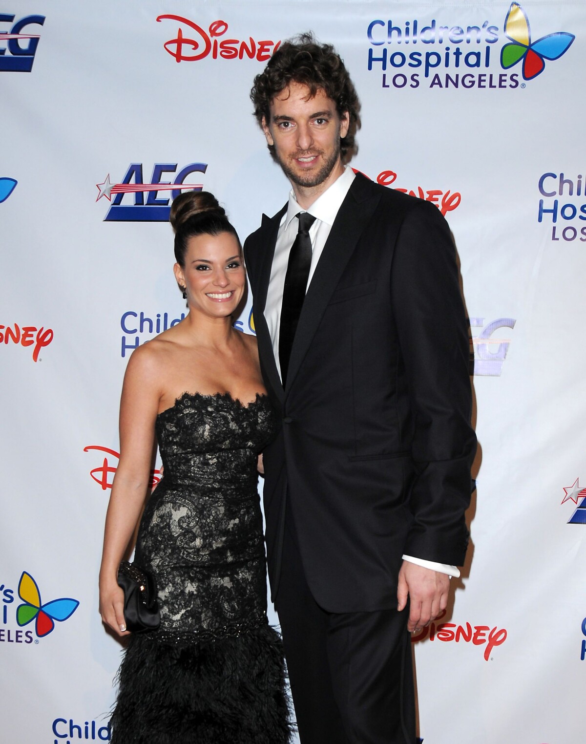 Photo : Pau Gasol et sa compagne de l'époque Silvia Lopez à Los Angeles ...
