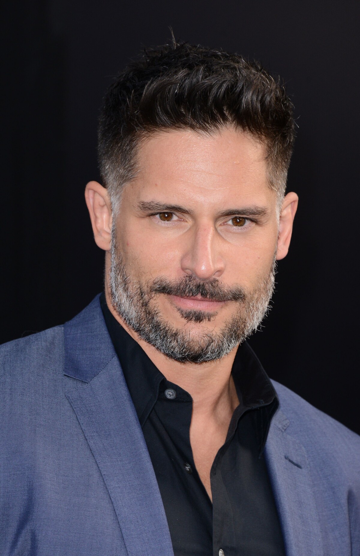 Photo : Joe Manganiello à la première de Godzilla au Dolby Theatre, Los ...