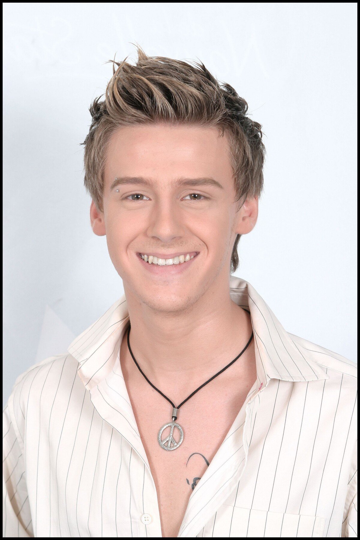 Photo : Jonatan Cerrada, portrait réalisé en 2003. L'ancien vainqueur ...