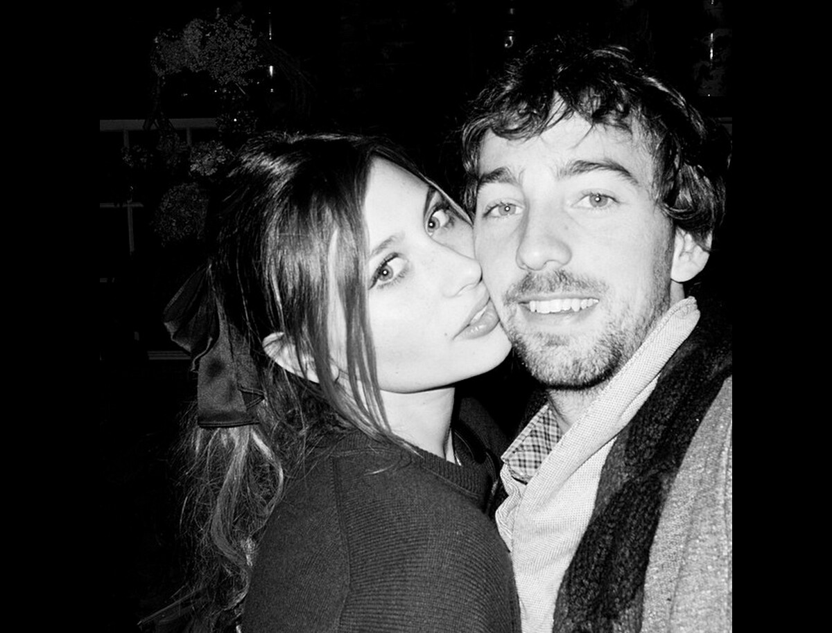 Photo : Aly Michalka a choisi les réseaux sociaux pour annoncer ses ...