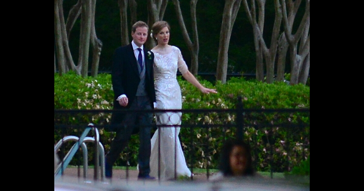 Photo : Guy Pelly et sa femme Elizabeth Wilson le jour de leur mariage ...