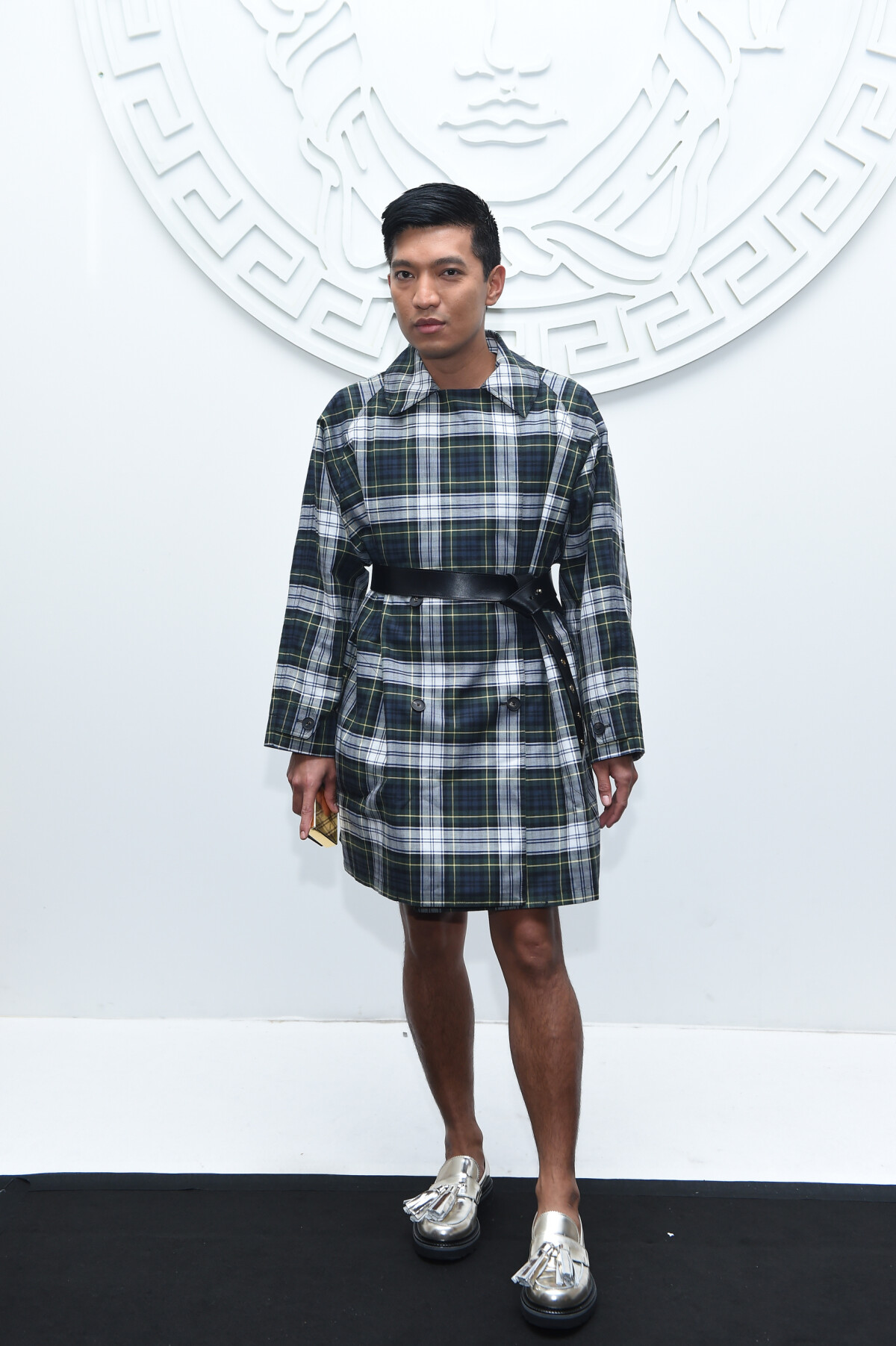 Photo : Bryan Boy assiste au défilé Versace printemps-été 2015 à Milan ...