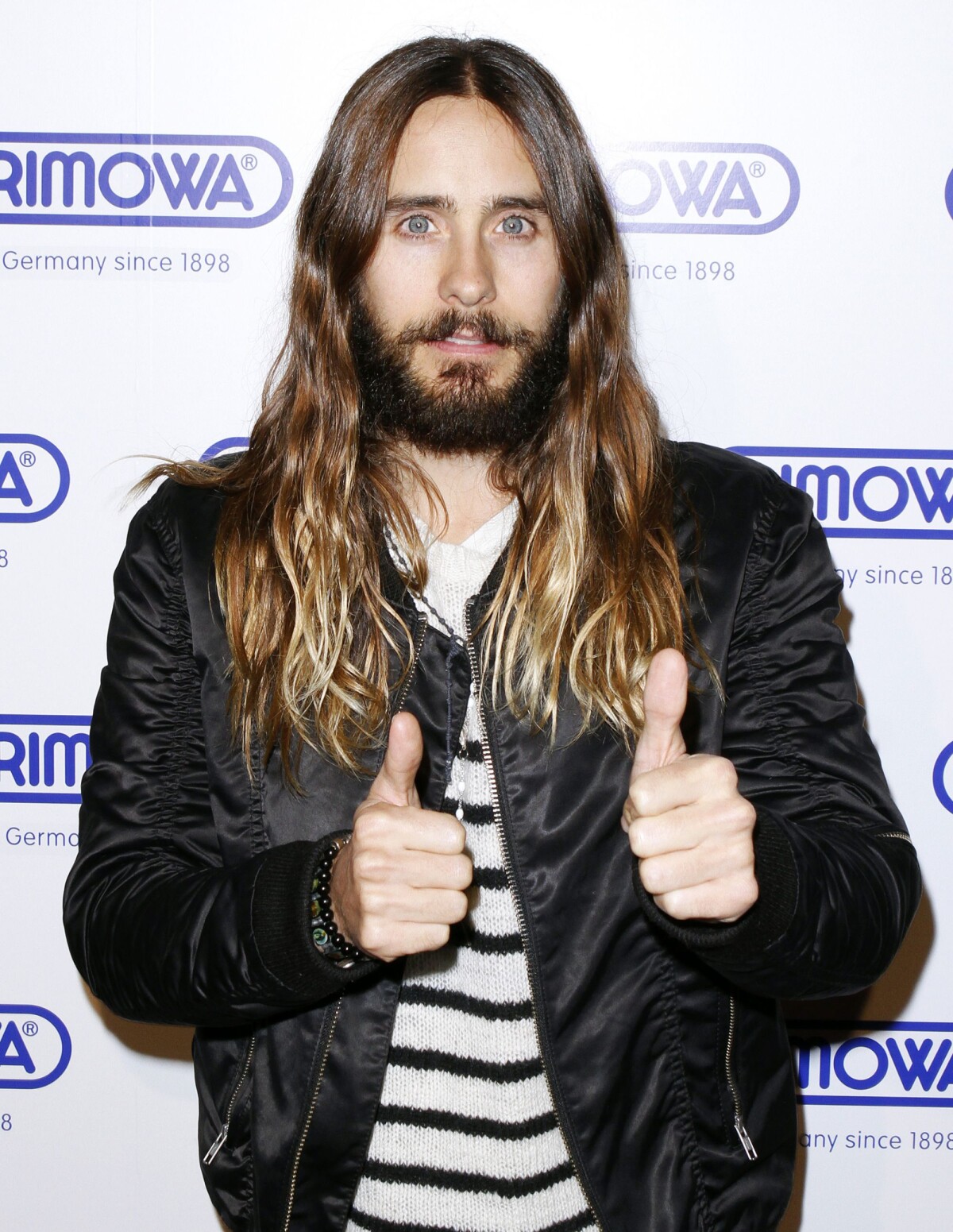 Vidéo : Jared Leto assiste à la soirée d'ouverture de la boutique ...