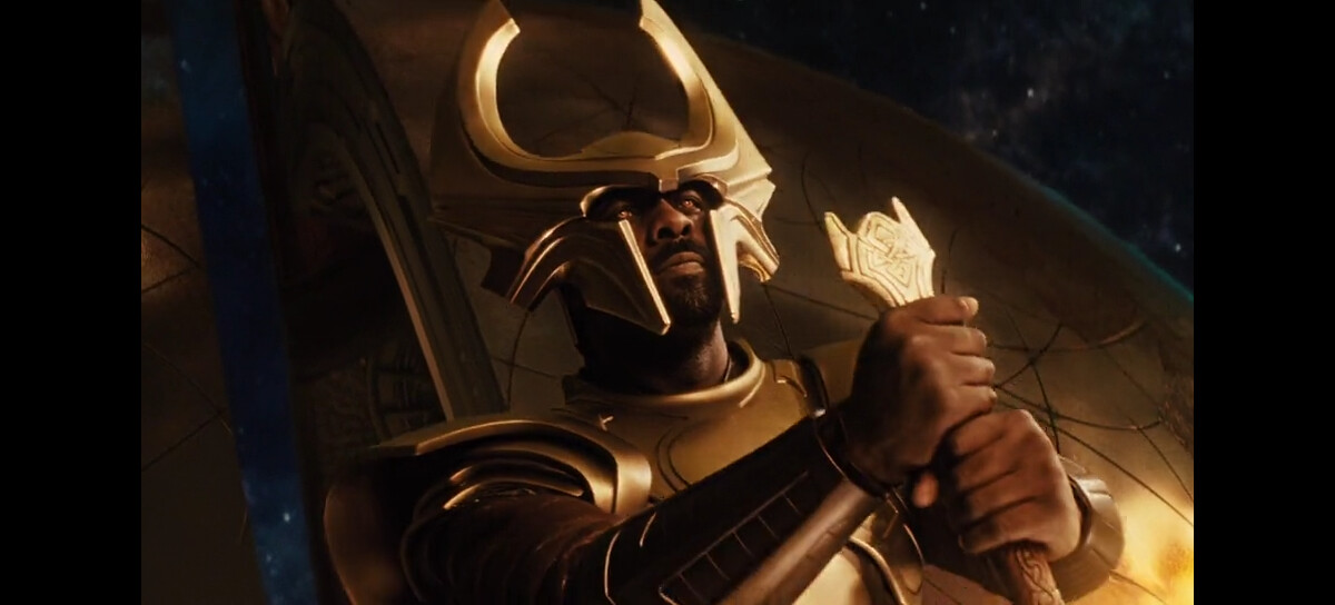 Photo : Idris Elba est Heimdall dans l'univers Thor. - Purepeople