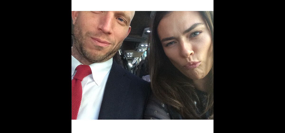 Photo : Myla Dalbesio prend un selfie avec son amoureux - Purepeople Photo : Myla Dalbesio prend un selfie avec son amoureux - Purepeople