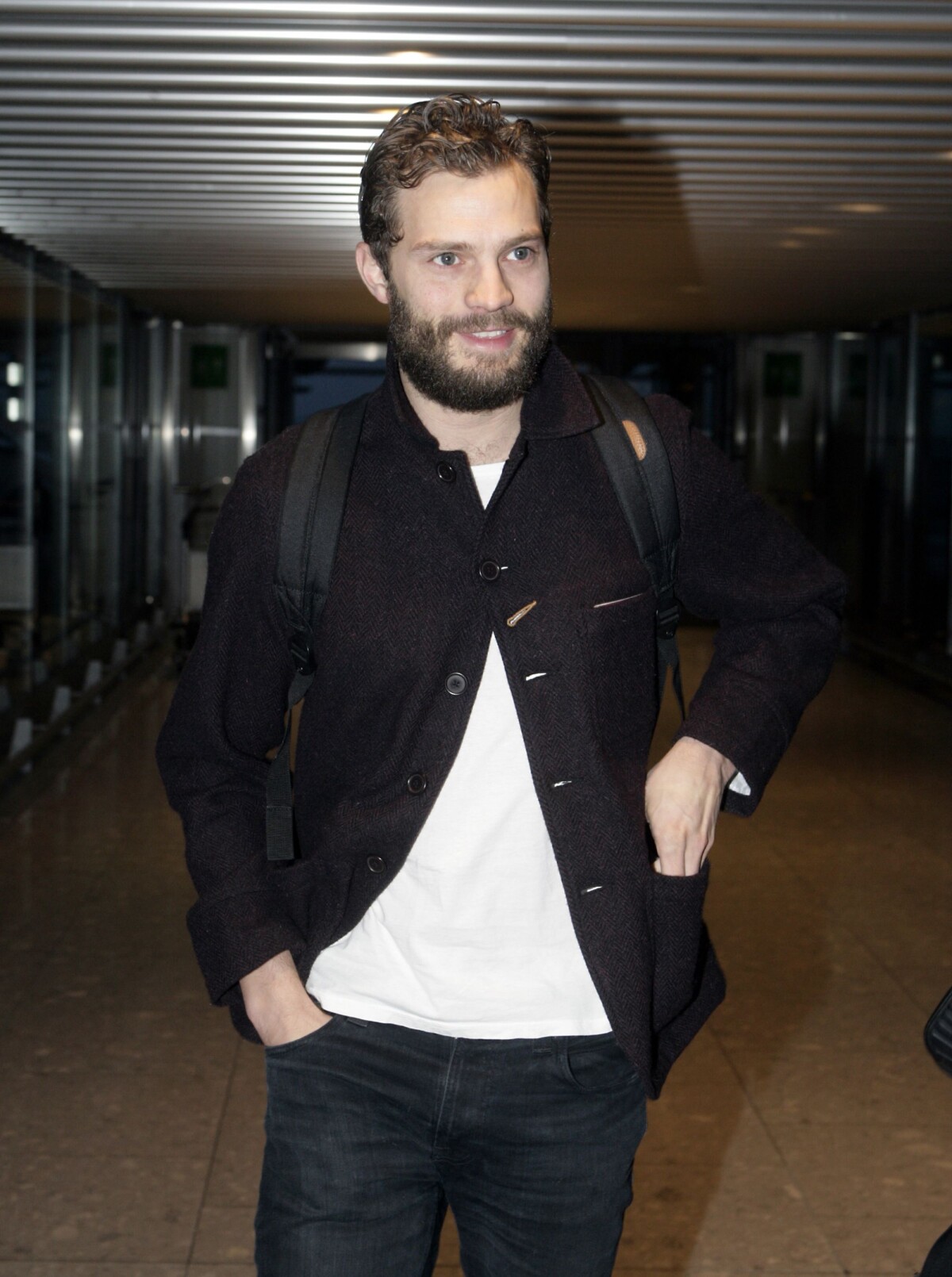 Photo : Exclusif - Jamie Dornan arrive à l'aéroport Heathrow de Londres ...