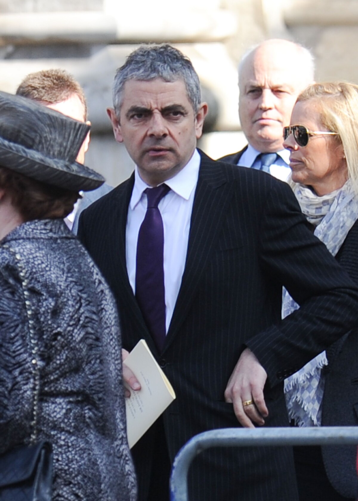 Photo : Rowan Atkinson lors de la messe en hommage à Sir David Frost en ...