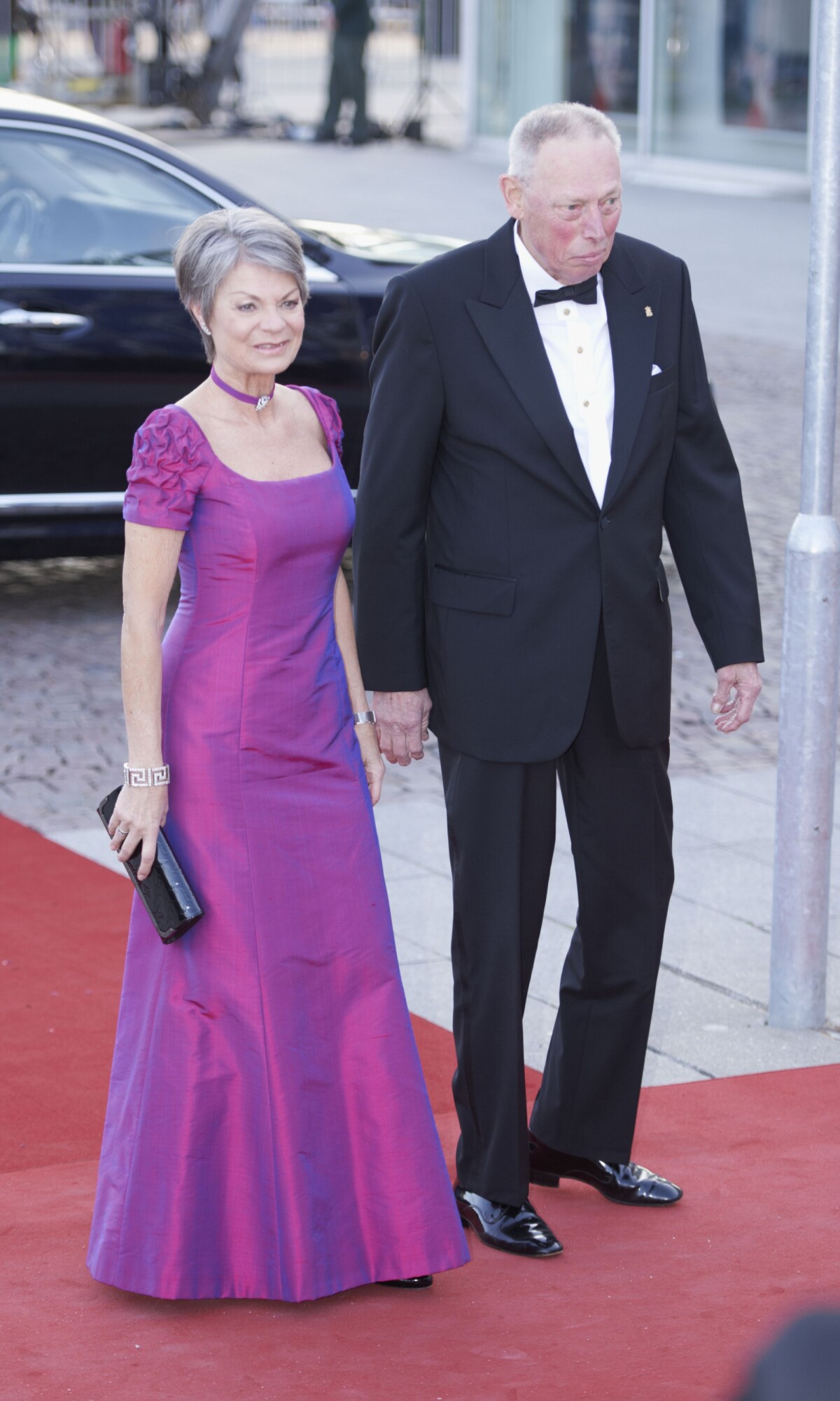 Photo : Le comte Ingolf de Rosenborg et sa femme Sussie arrivant pour ...