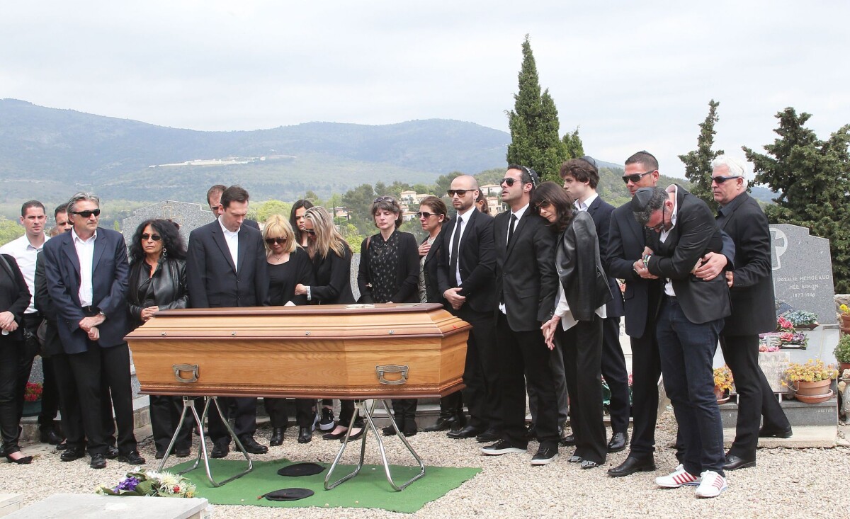 Photo : Obsèques de Richard Anthony, le vendredi 24 avril 2015, à ...