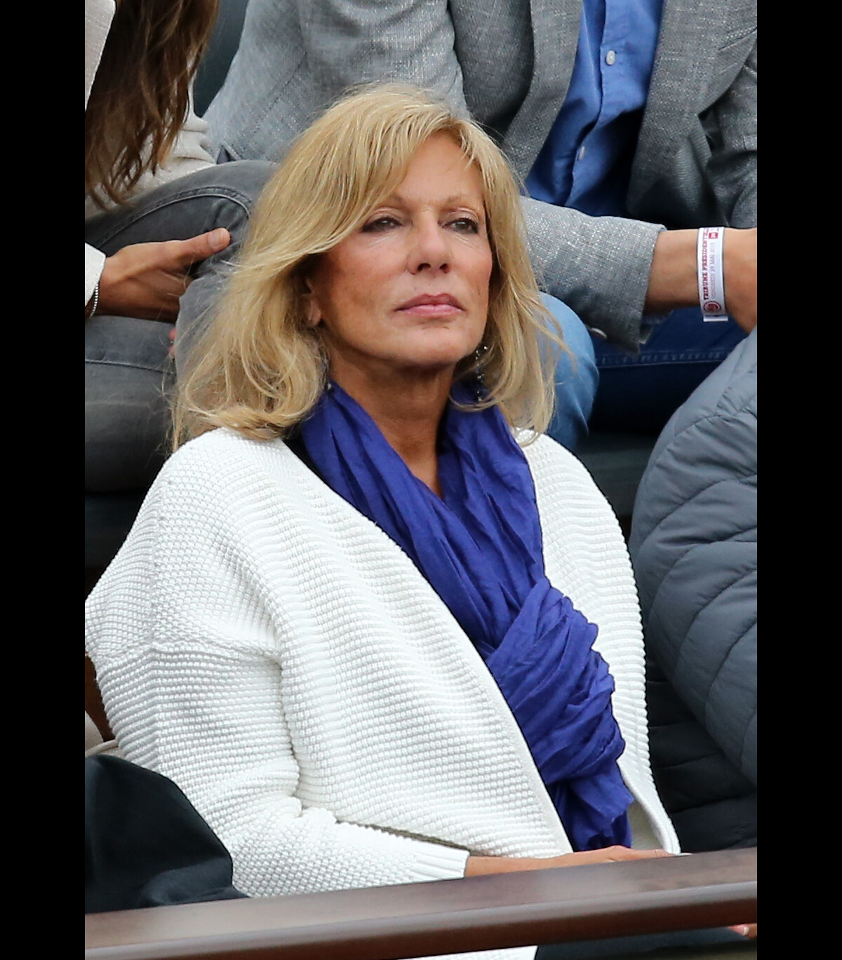Photo : Christine Caron - People dans les tribunes lors du tournoi de tennis de Roland Garros à ...