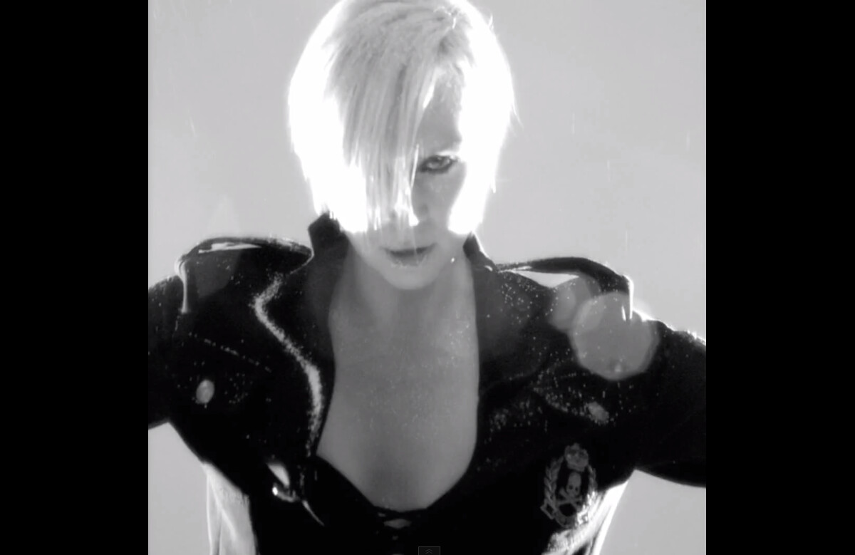 Vidéo : Gwendoline Christie - Calendrier de l'Avent du magazine Love ...
