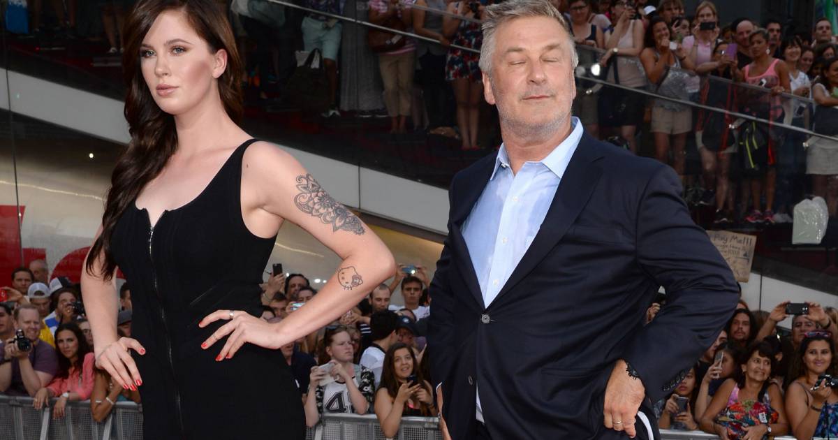 Ireland Baldwin et son père Alec Baldwin à la première du film Mission ...