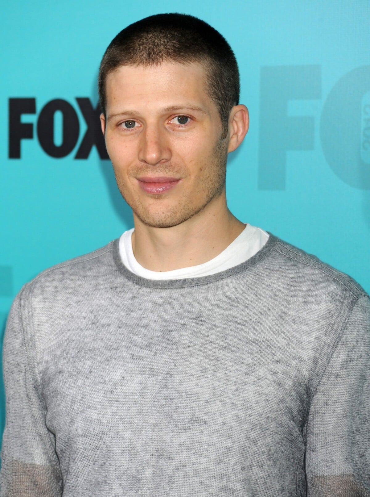 Photo : Zach Gilford à la soirée FOX Network UpFront 2012 Presentation ...