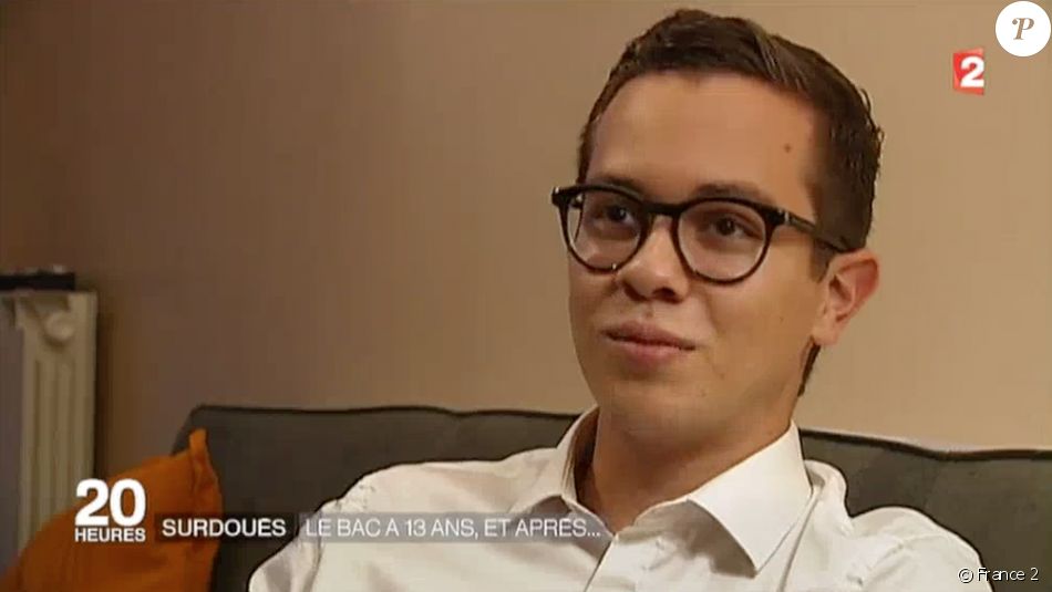 Sacha Minéo (21 ans), ex-participant à Secret Story 6, dans le JT de ...