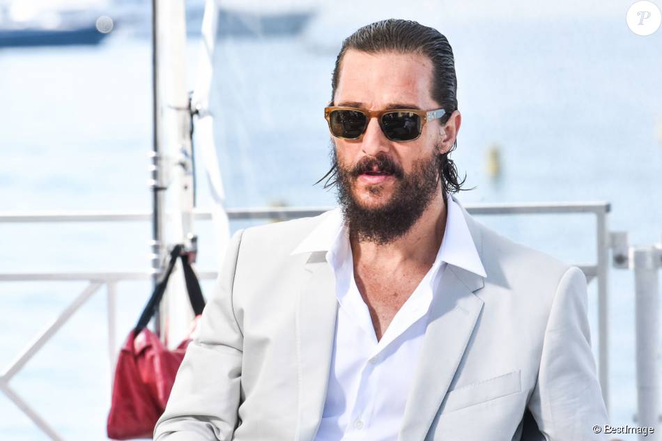 Matthew McConaughey - People sur la plage du Majestic lors du 68e ...