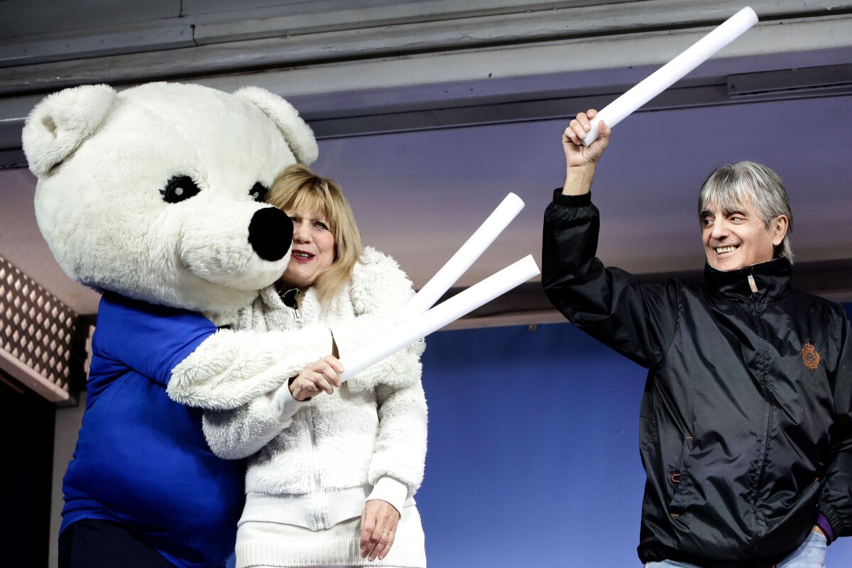 Photo : La chanteuse Stone et son mari Mario d'Alba - Rassemblement ...