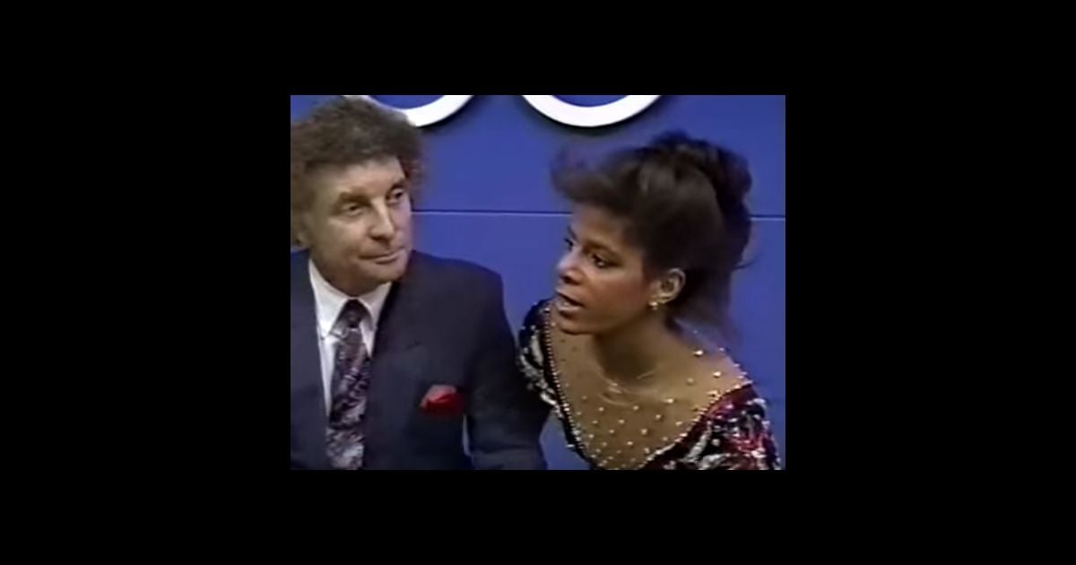 Debi Thomas lors de son programme long en patinage artistique aux JO d ...