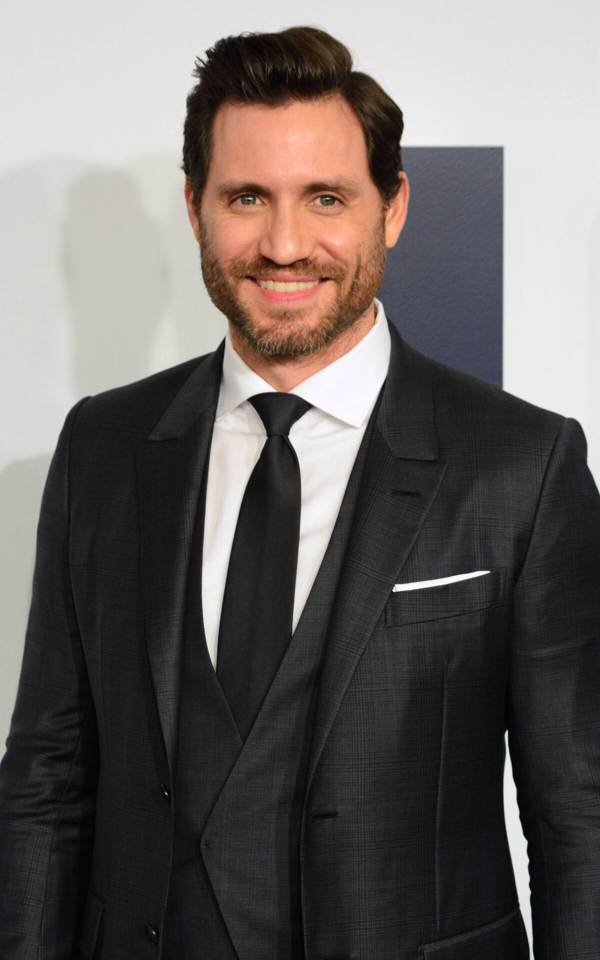 Photo : Edgar Ramirez à la première de 'Joy' au Ziegfeld Theatre à New ...