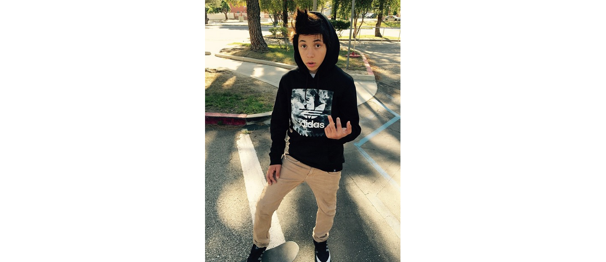 Photo : Steven Fernandez a posté une photo de lui sur Instagram au mois ...