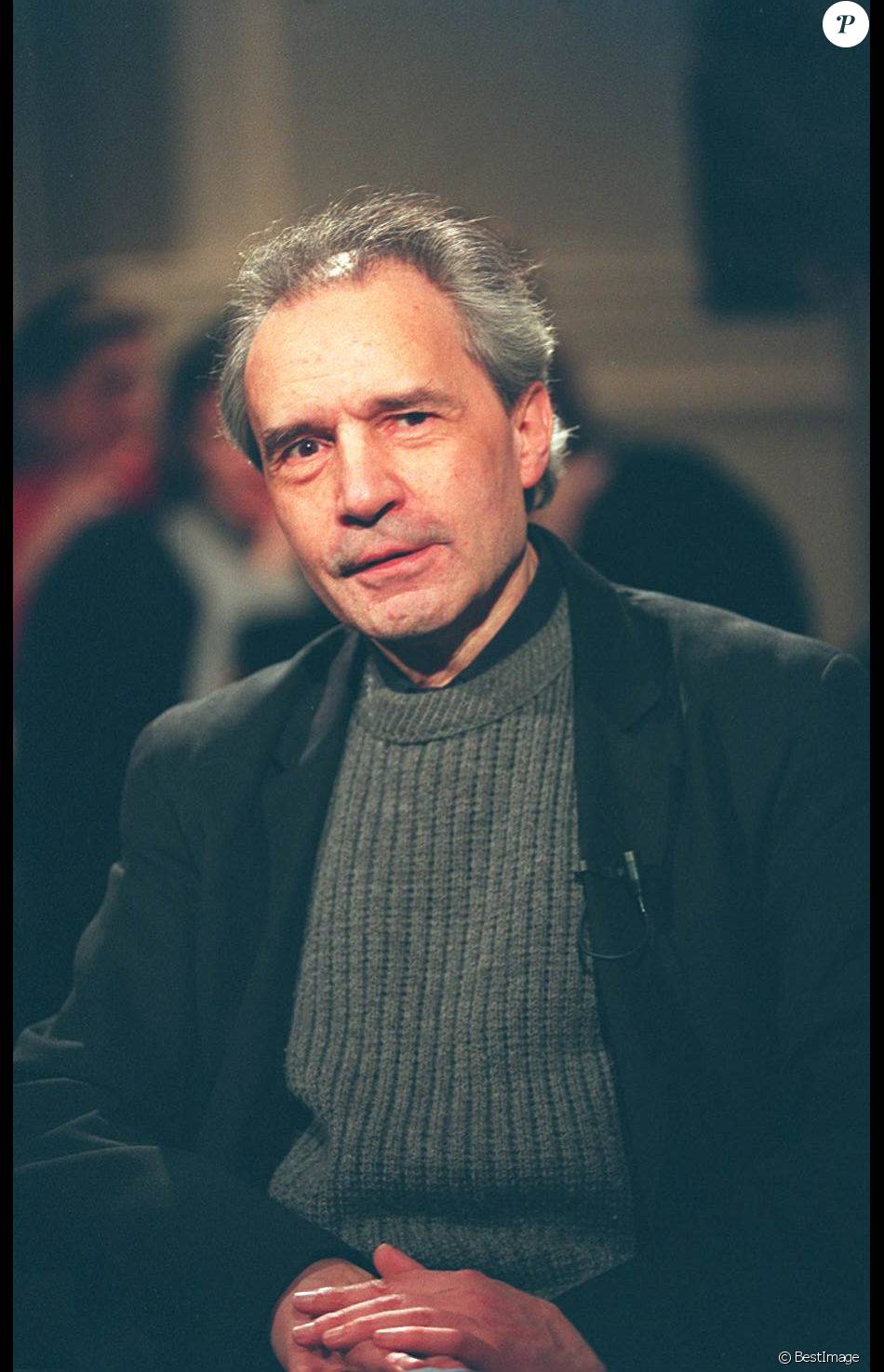 Jacques Rivette lors de l'émission Bouillon de culture en 1994 - Purepeople