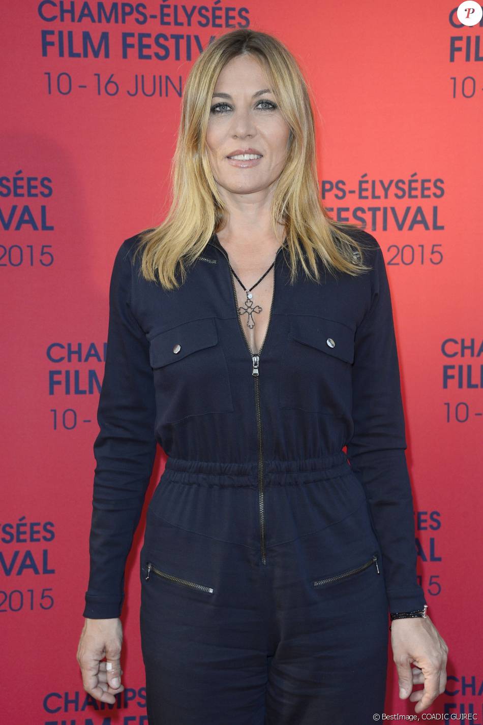 Mathilde Seigner à l'avant-première du film Une mère au Cinéma Gaumont ...