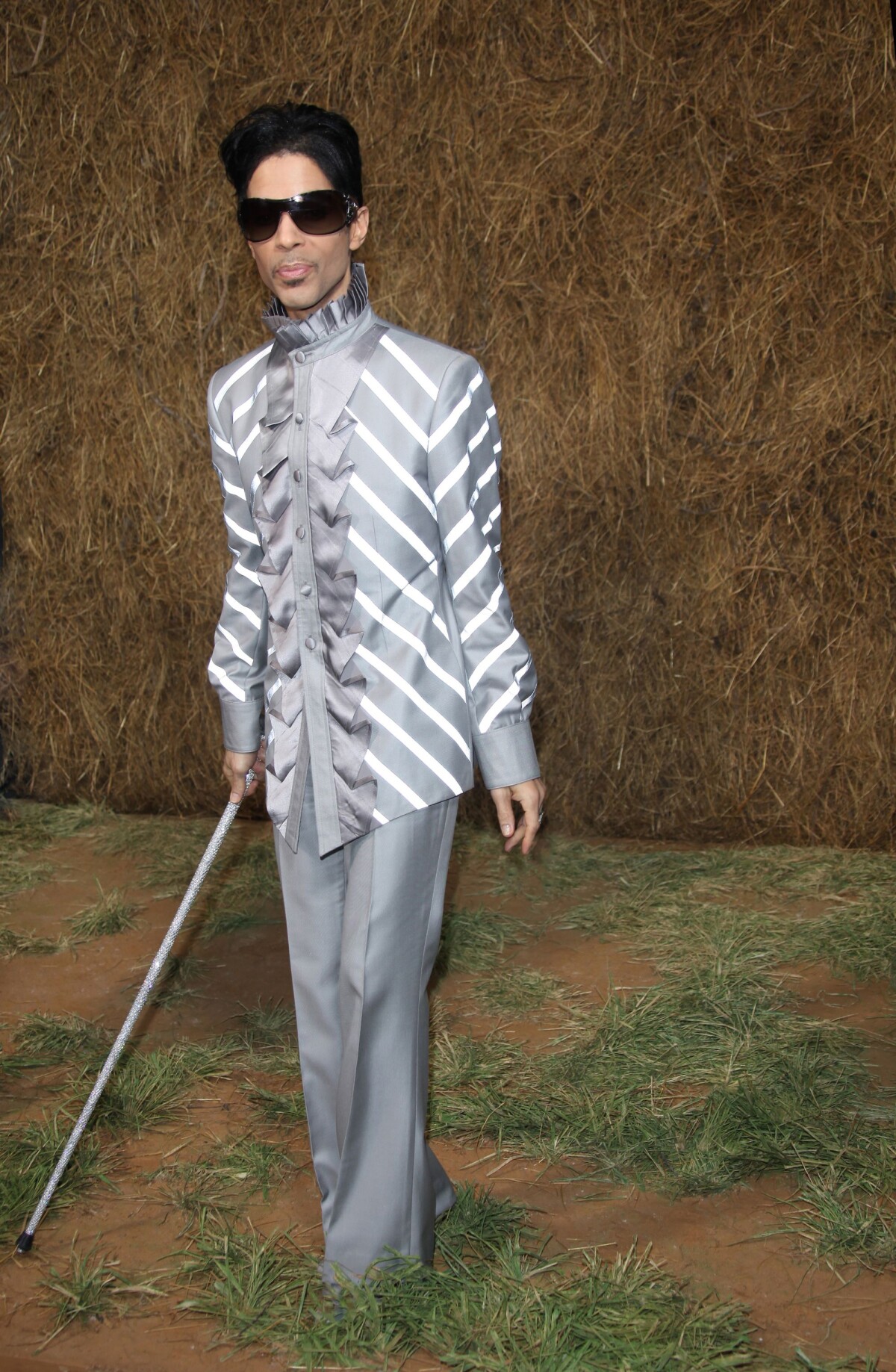 Photo : Prince lors du défilé de mode "Chanel" au Grand Palais à Paris ...