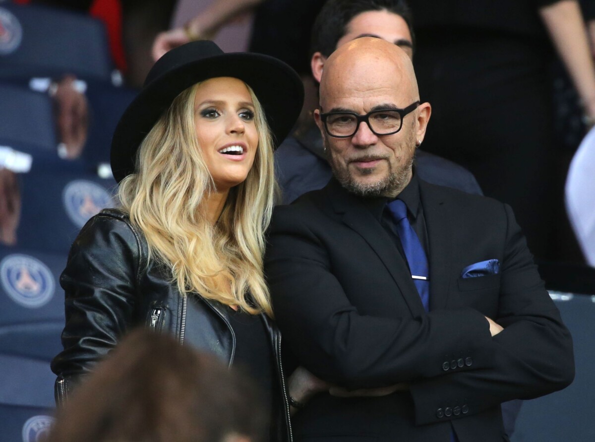 Photo : Pascal Obispo et sa femme Julie Hantson lors de PSG - Nantes au ...