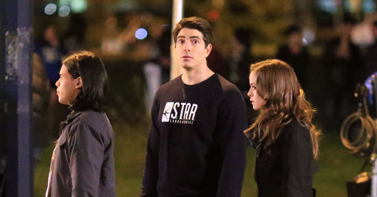 Danielle Panabaker, Brandon Routh, Carlos Valdes - Tournage de la série ...