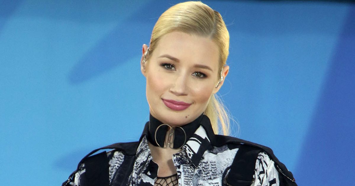 Iggy Azalea chante sur le plateau de Good Morning America à New York le ...