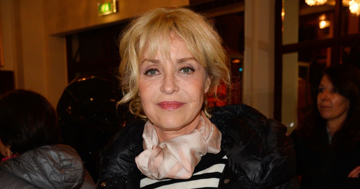 Exclusif - Fanny Cottençon - Spectacle exceptionnel Comic-Art avec ...