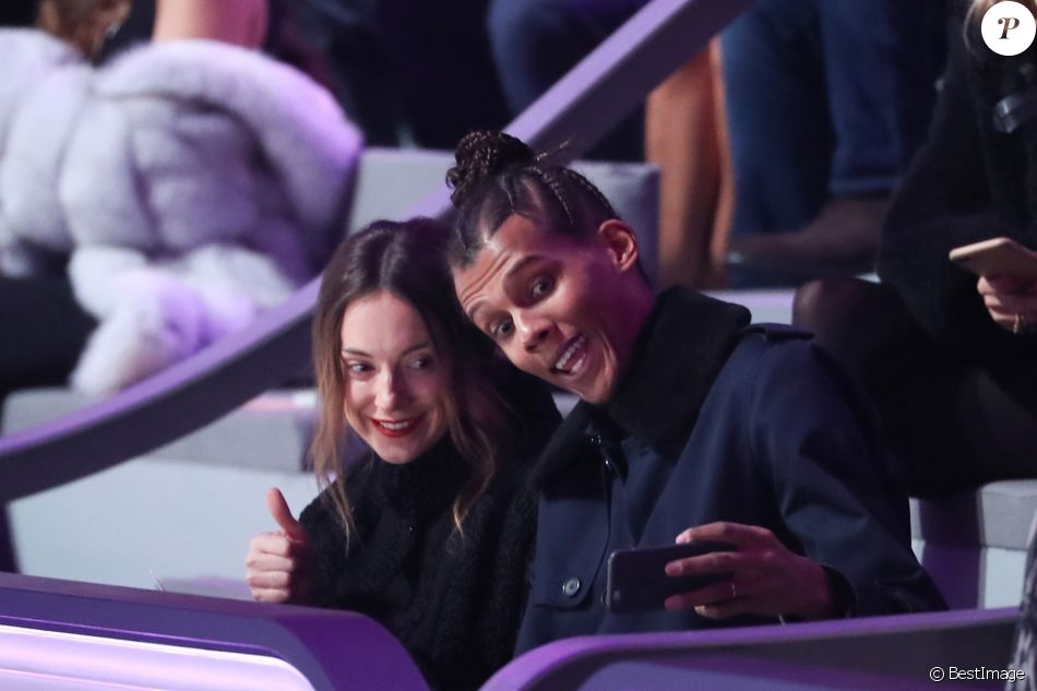 Stromae et sa femme Coralie Barbier - Défilé Victoria's Secret Paris ...