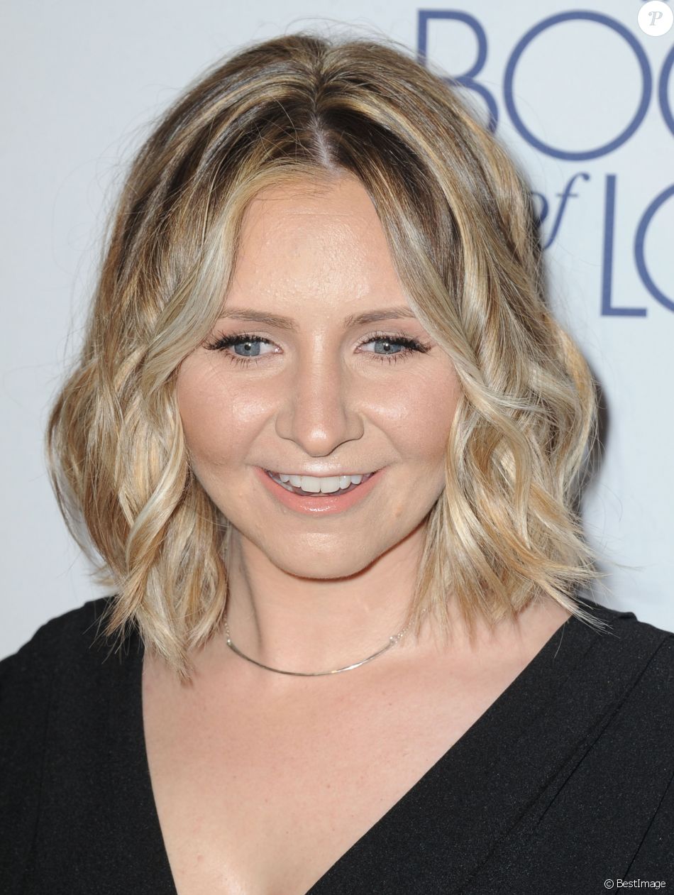 Beverly Mitchell Cameron lors de la première du film Book of Love au ...