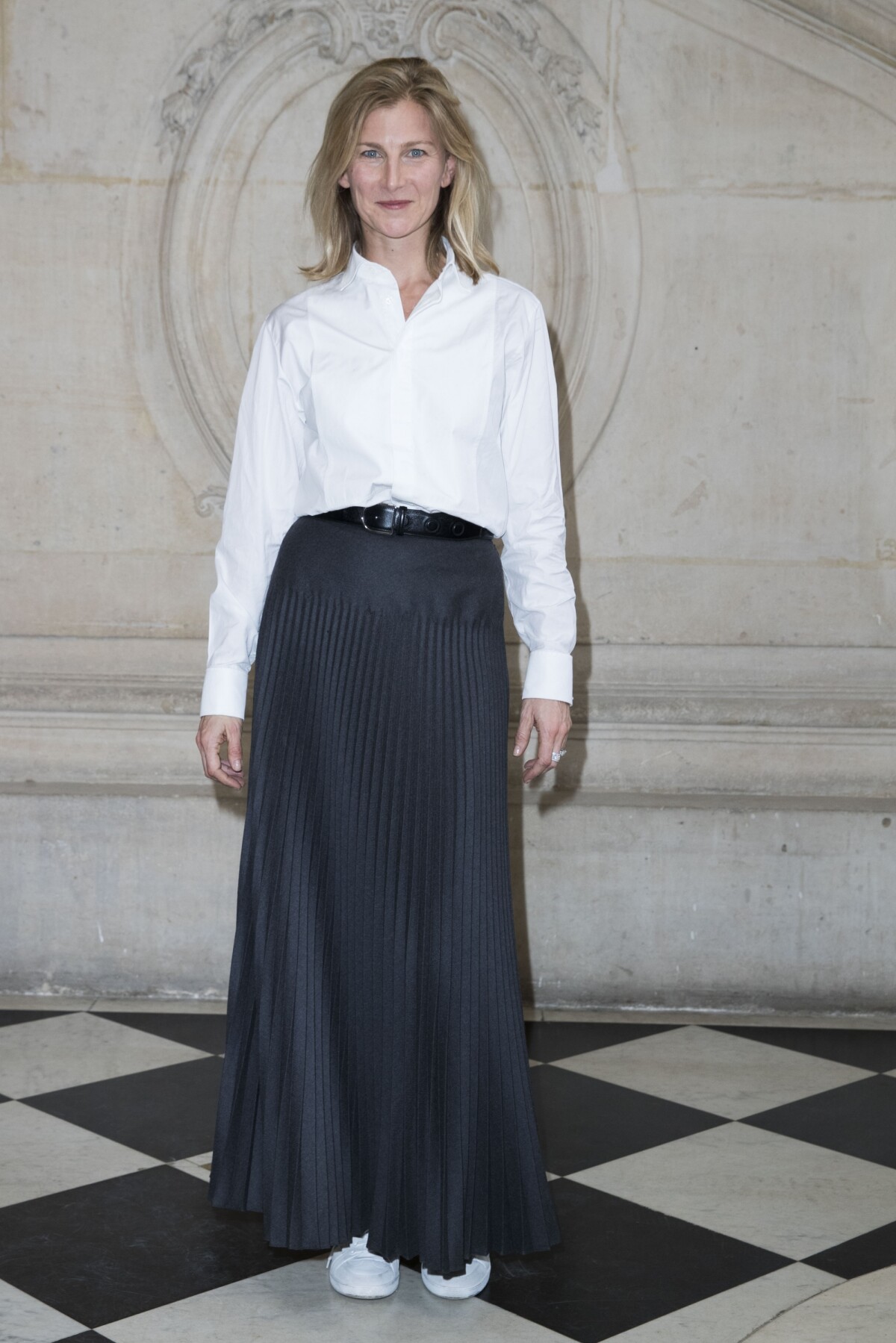 Photo : Elizabeth Von Guttman au photocall du défilé de mode "Christian ...