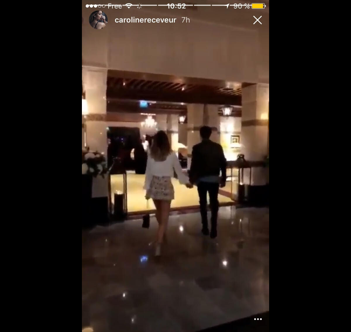 Photo : Caroline Receveur serait en couple avec Hugo Philip. En tout ...