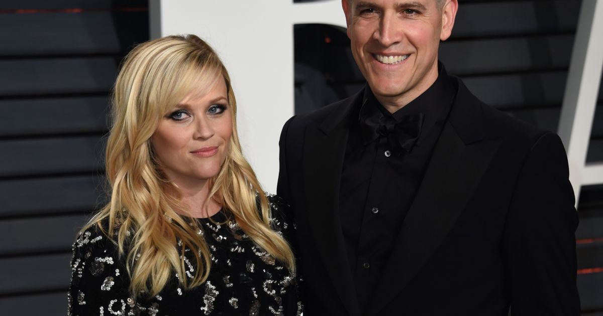 Postreese Witherspoon Mari
