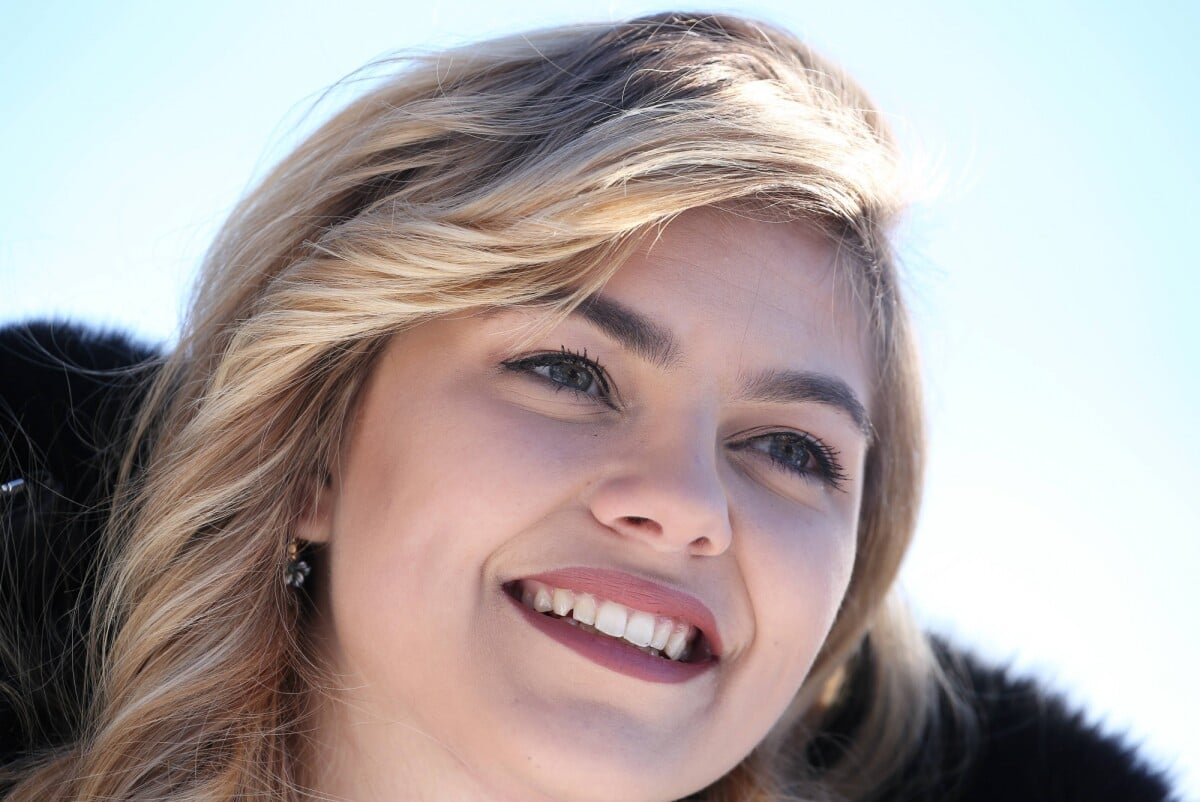 Photo : Louane Emera posant pour le photocall du film d'animation ...