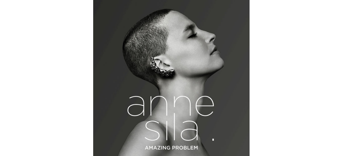 Photo : Pochette du premier album d'Anne Sila - Purepeople