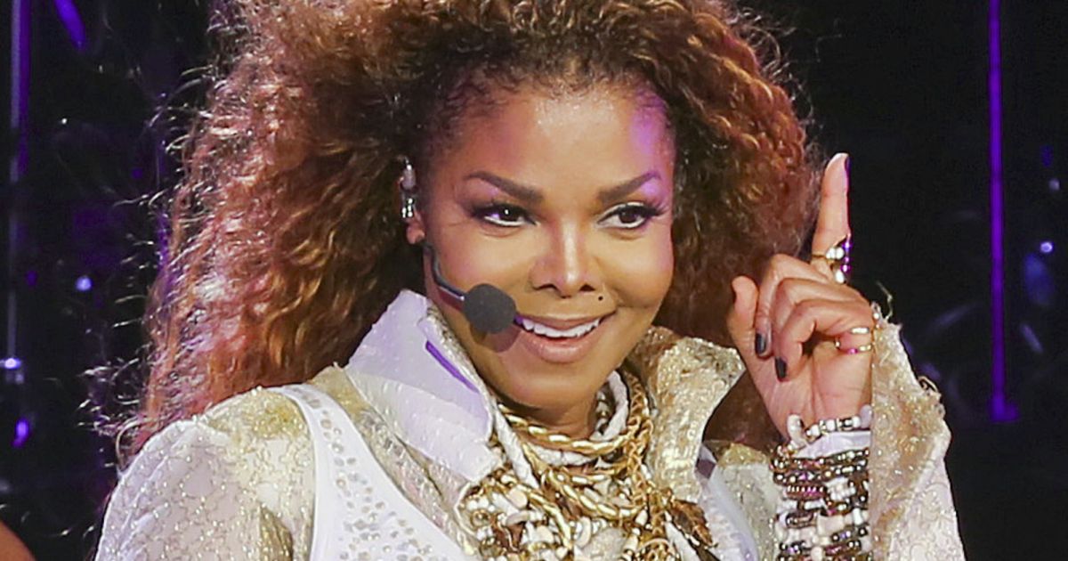 Janet Jackson fait son retour sur scène à Vancouver après environ cinq ...