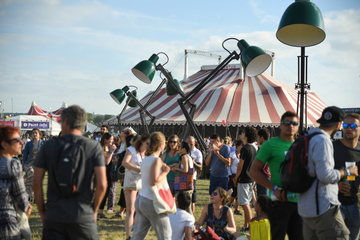 Photo : Ambiance - Festival Solidays à l'Hippodrome de Longchamp - Jour ...