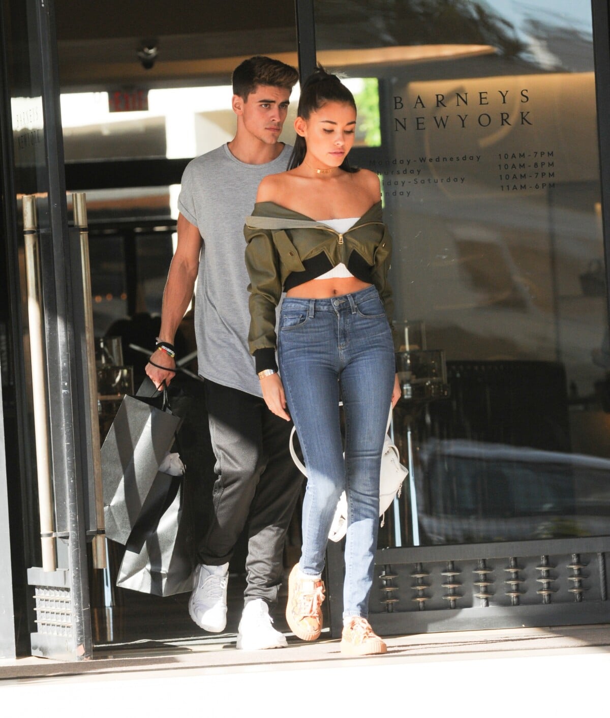 Photo : Madison Beer et son compagnon Jack Gilinsky font du shopping ...
