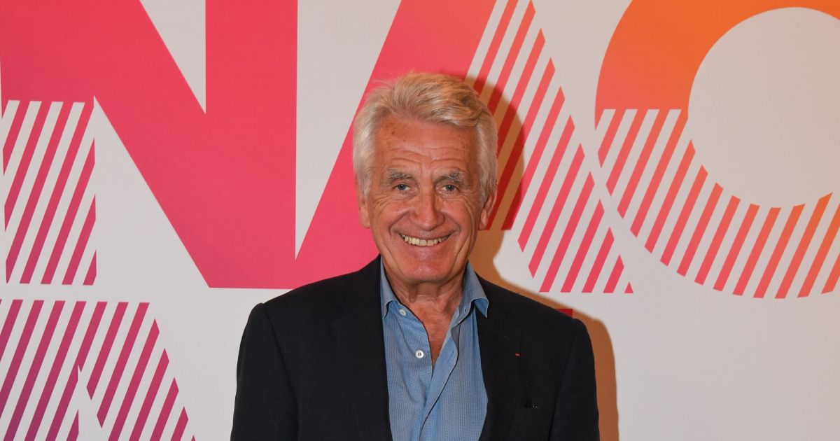 Gilbert Coullier au Fnac Live Festival à l'Hôtel de Ville à Paris. Du ...