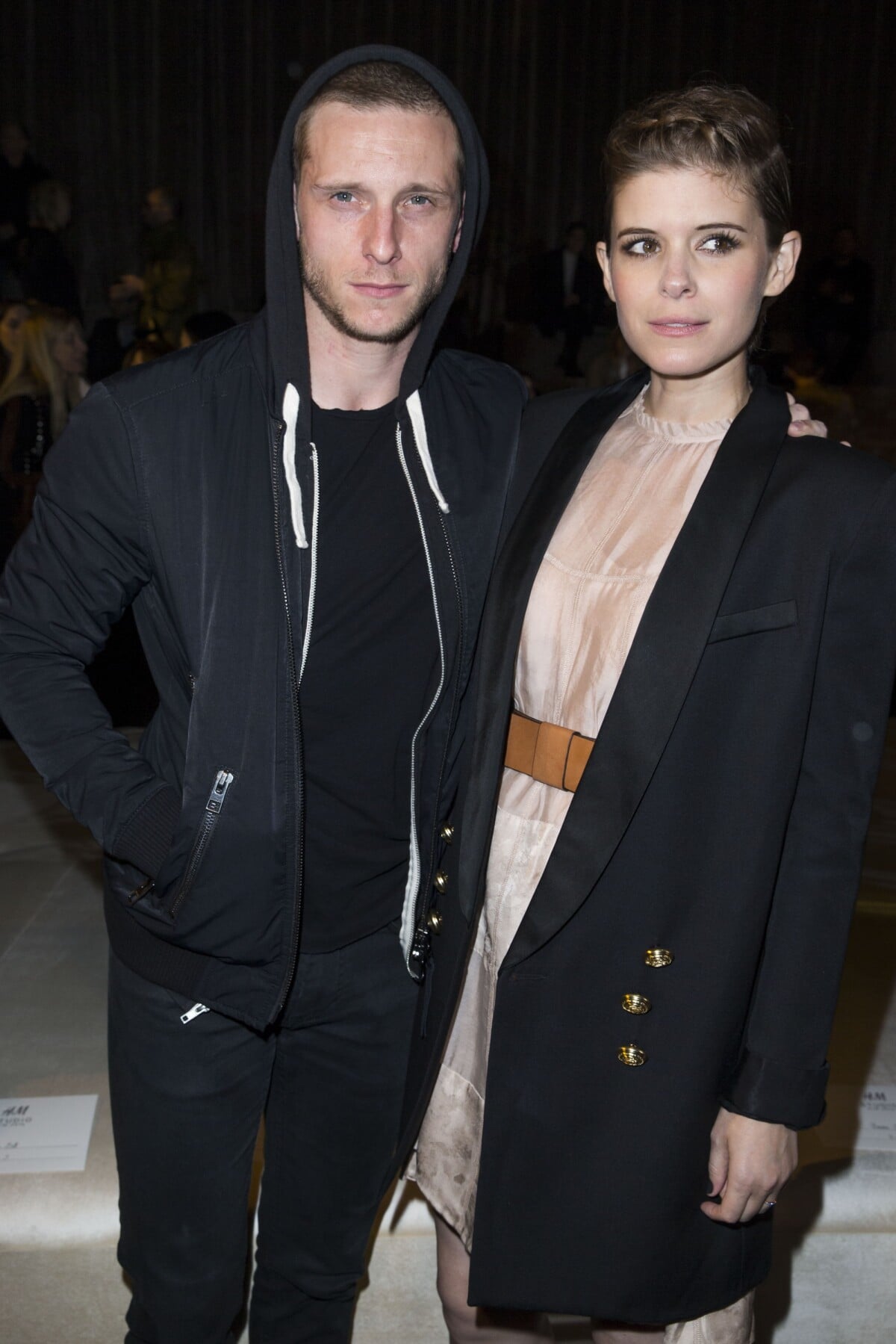 Photo : Jamie Bell et sa compagne Kate Mara - People au défilé de mode ...