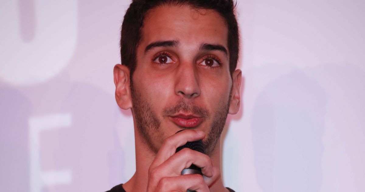 Kevin Elarbi - Ouverture du 6ème Festival Les Héros de la Télé à ...
