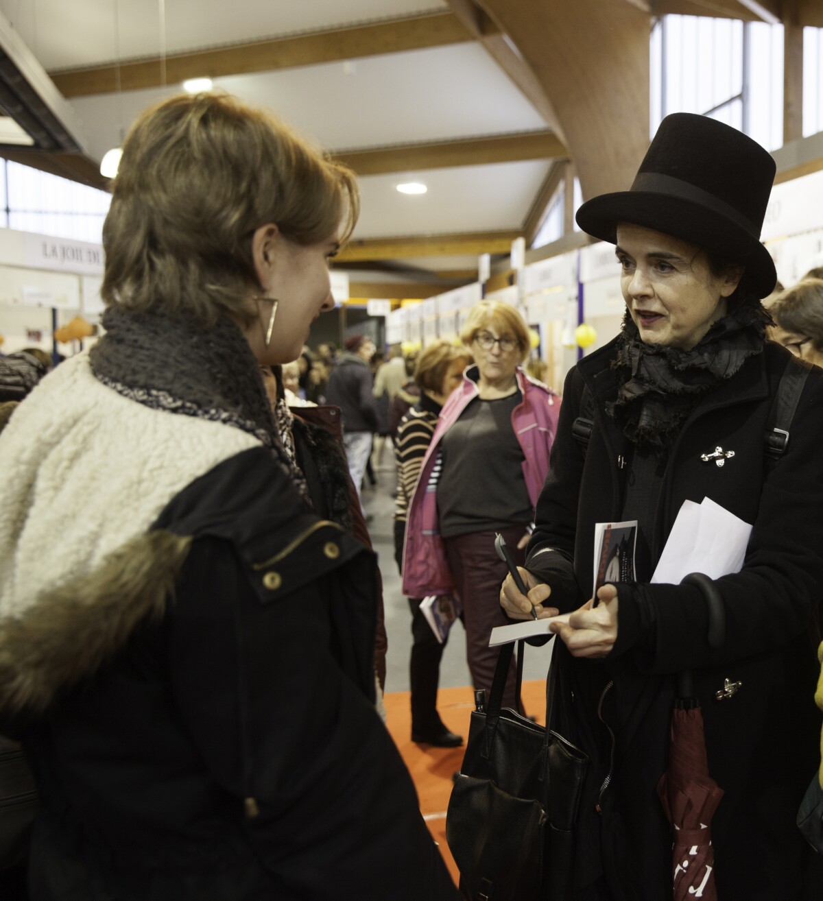 Photo : Amélie Nothomb - Foire du Livre de Brive 2017, le 11 novembre ... Photo : Amélie Nothomb - Foire du Livre de Brive 2017, le 11 novembre ...