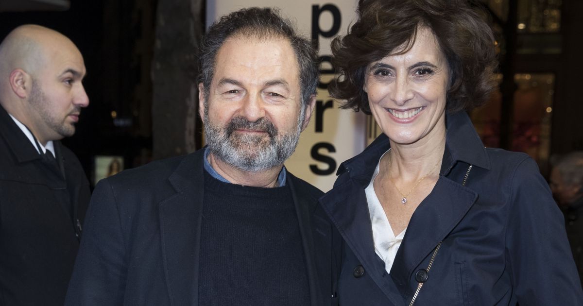 Denis Olivennes avec sa femme Inès de La Fressange - Avant-première du ...