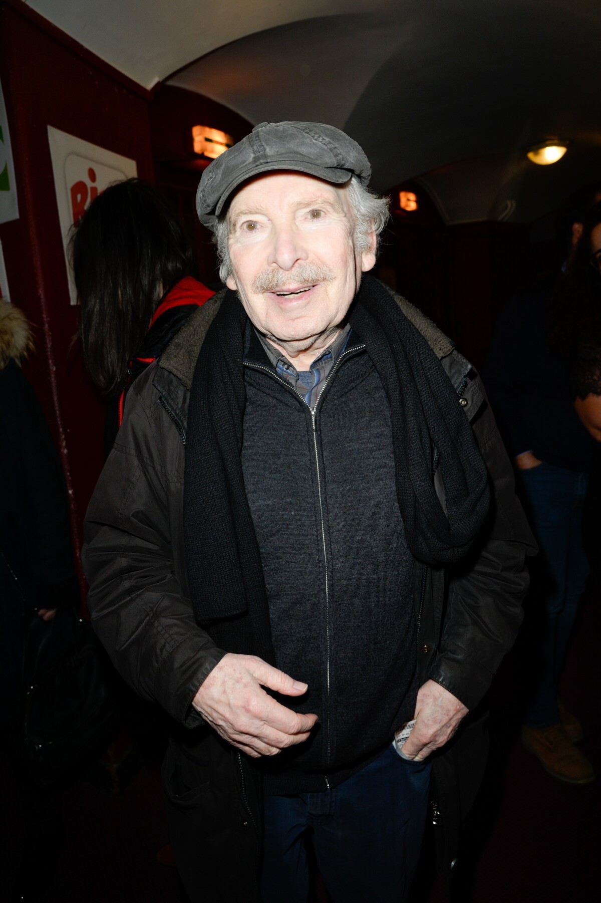 Photo : Semi-exclusif - Popeck à la représentation de la pièce "Les ...