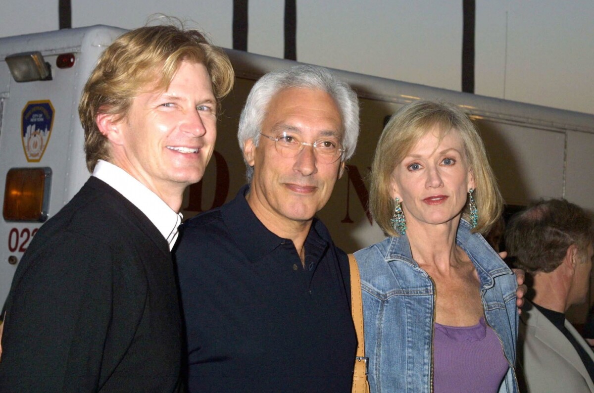 Photo : Steven Bochco, Bill Brochtrup et Dayna Bochco lors de la soirée ...